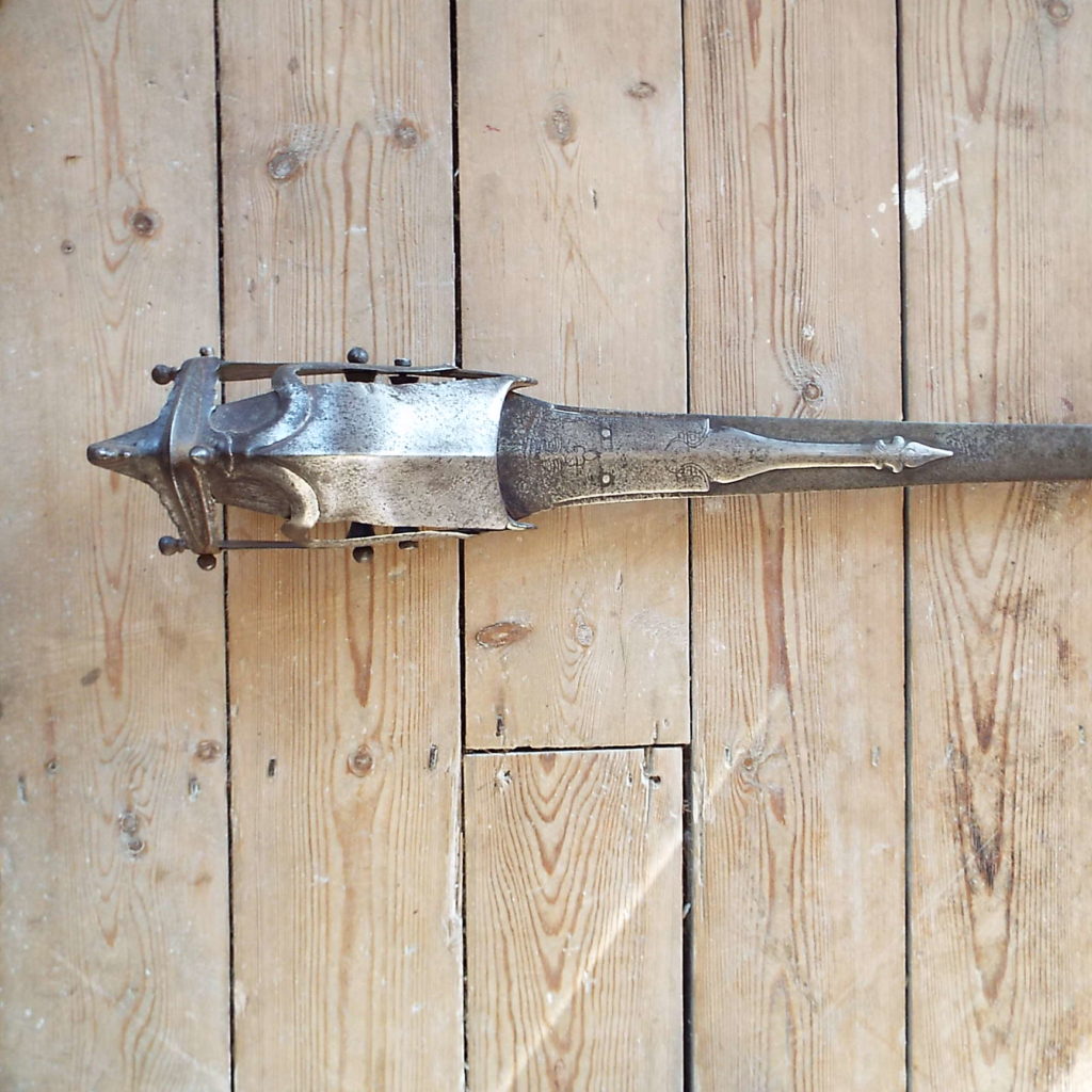 17th Century Indian Pata Gauntlet Sword | Vintage Fine Arms